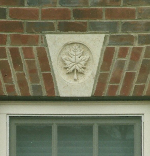 Maple Leaf Keystone - Old World Stone Carving