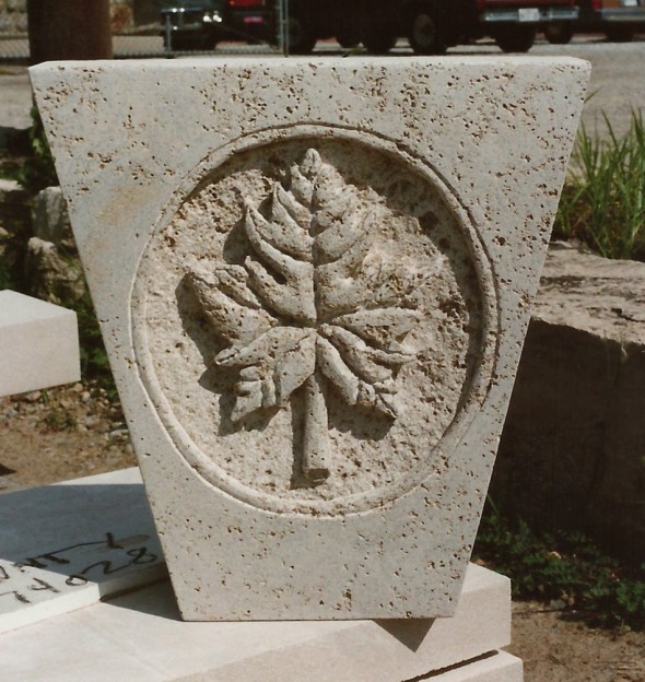 Maple Leaf Keystone - Old World Stone Carving