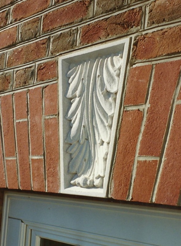 Acanthus Keystone - Old World Stone Carving